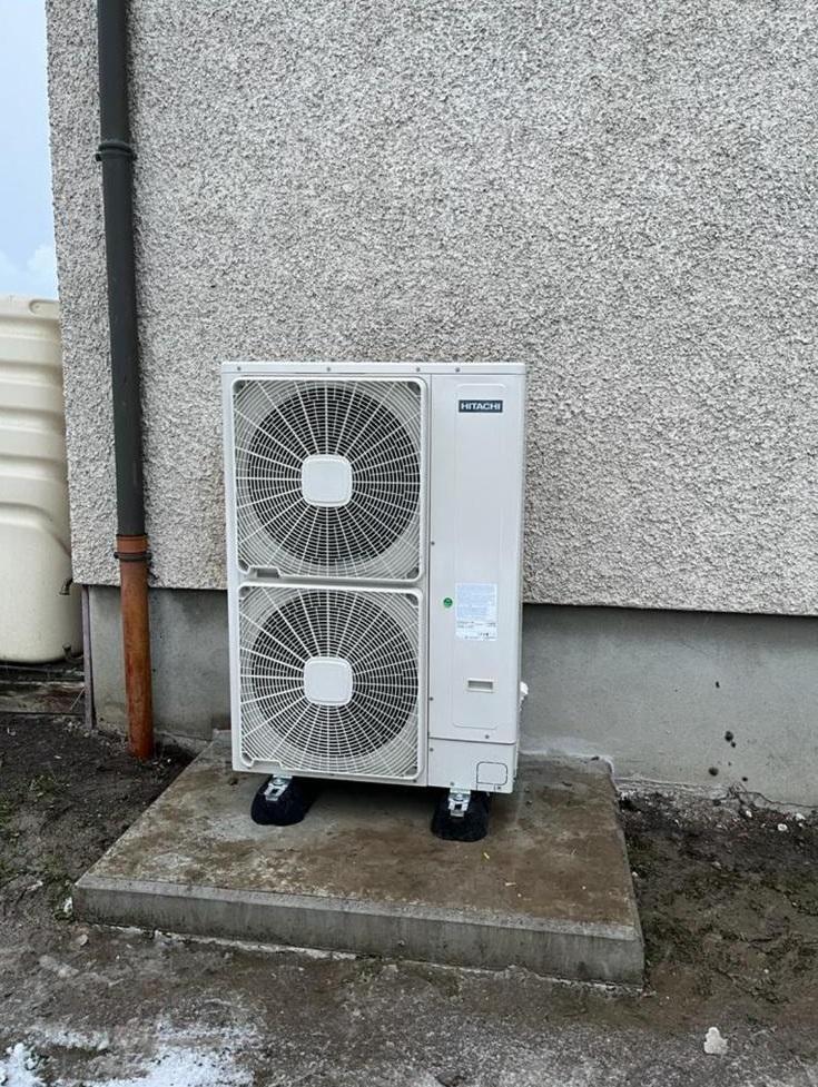 Pompe à chaleur air eau hitachi + ballon thermodynamique | Gezphi